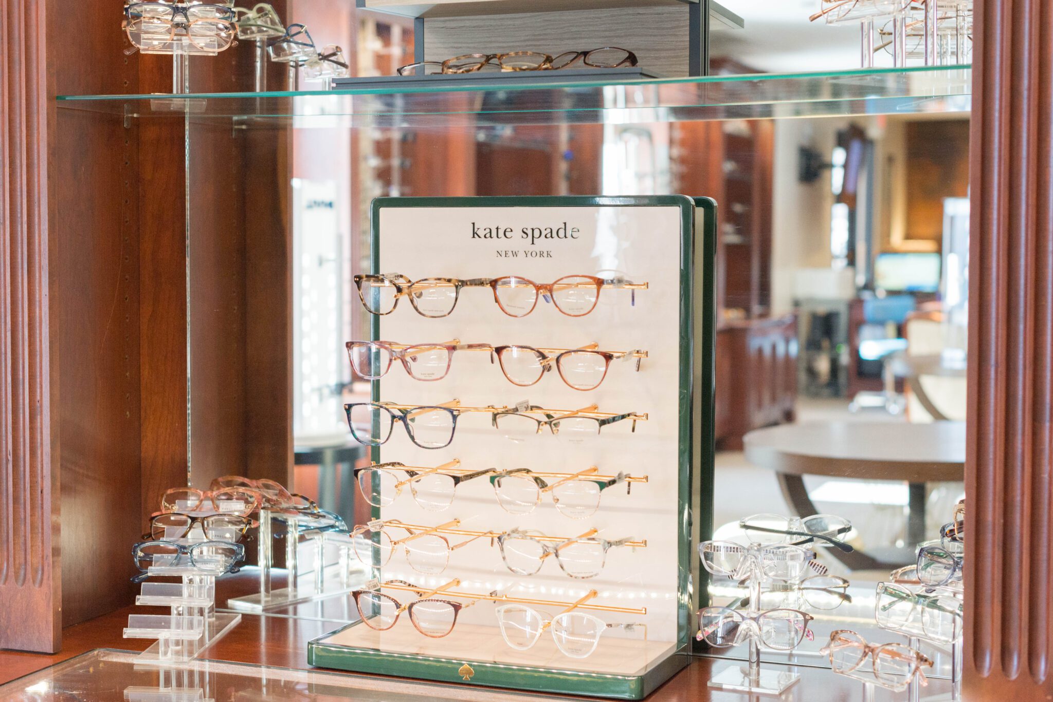 Home » MooneyEyeCareCentre